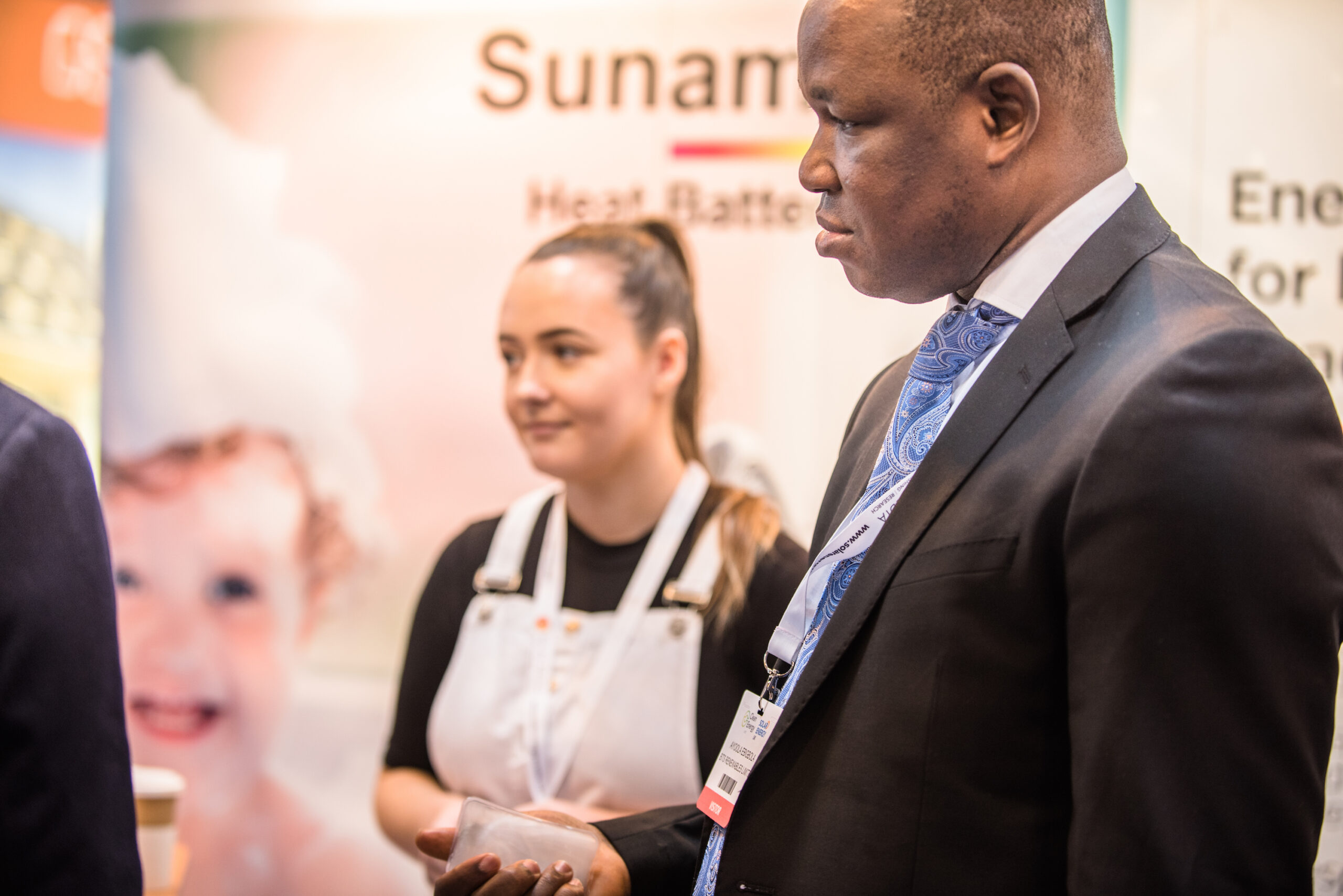 Sunamp to transport waste heat by barge in project with UK city council ...