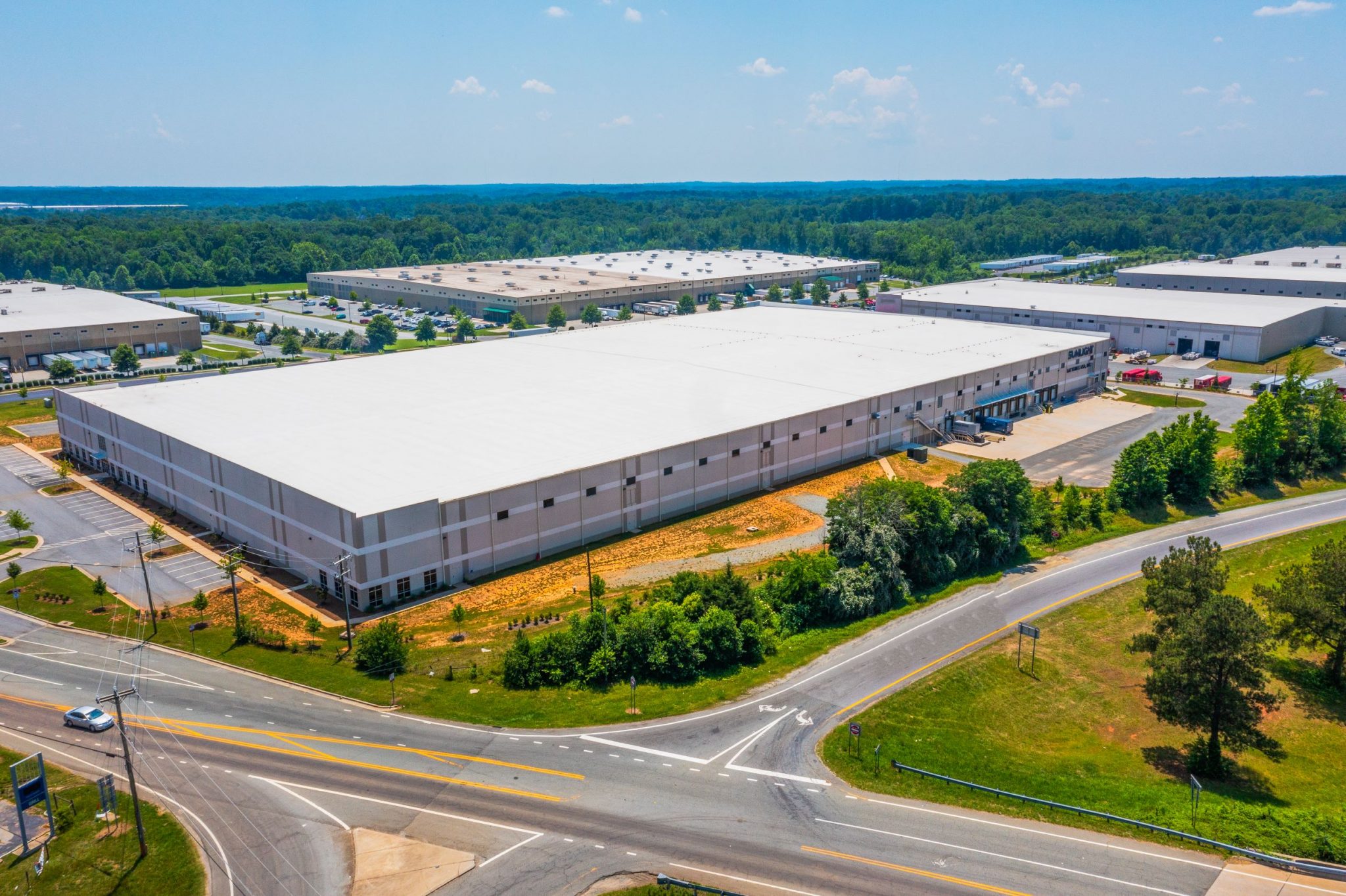 Sunlight Group bags US$290 million in loans - Energy-Storage.News