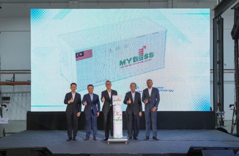 Malaysia government minister welcomes country’s first ‘homegrown’ BESS ...