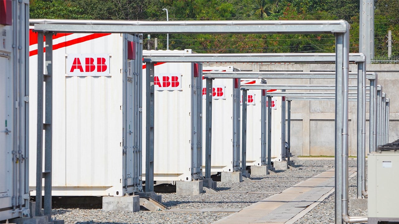 Delivering grid-scale battery storage in the Philippines