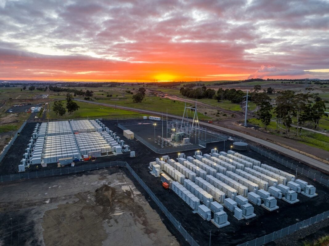 Macquarie-backed Eku Energy closes first Japan battery storage project ...