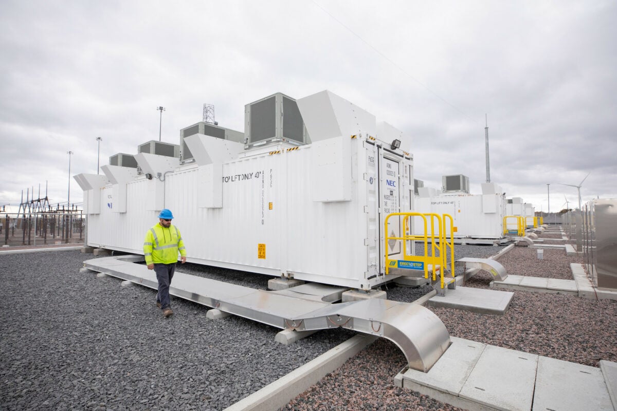 New York governor Hochul welcomes 20MW state-owned battery storage ...