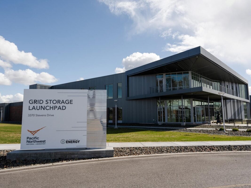 PNNL opens US DOE energy storage research facility, long-duration LCOS analysis published ...