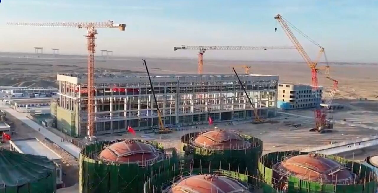 China: Work starts on 'world's largest' compressed air project