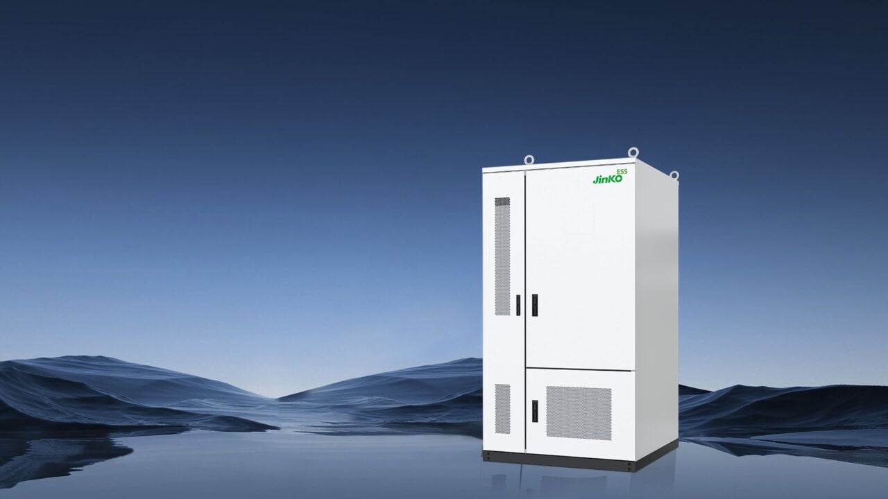 Jinko ESS micro-grid solution enables chicken farm in Middle East to ...