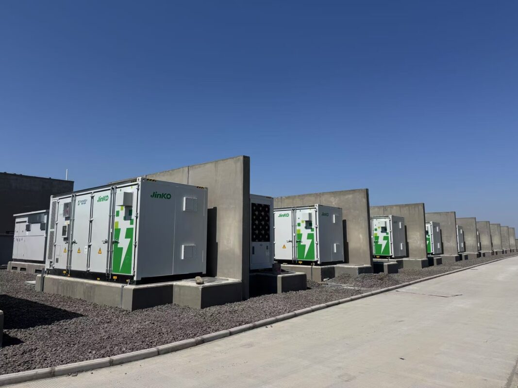 Jinko ESS delivers 476MWh of its SunTera system to Jiangsu PV-Storage ...