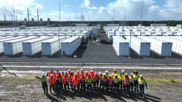 Akaysha Energy’s Waratah Super Battery switched on in Australia ...