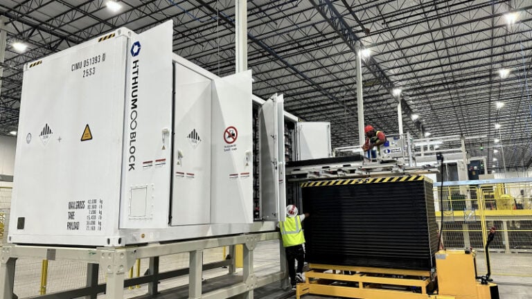 Chinese battery manufacturer Hithium ships first units from Texas BESS ...